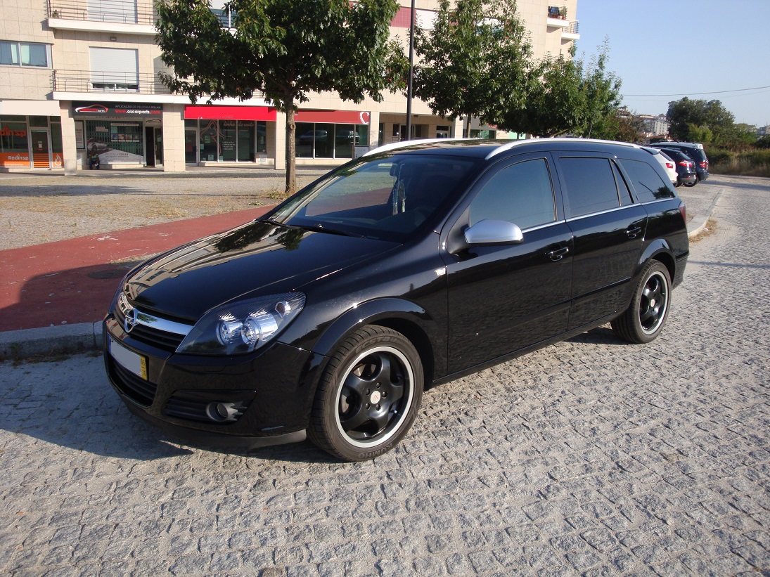 Opel Astra H Caravan - Oscarparts